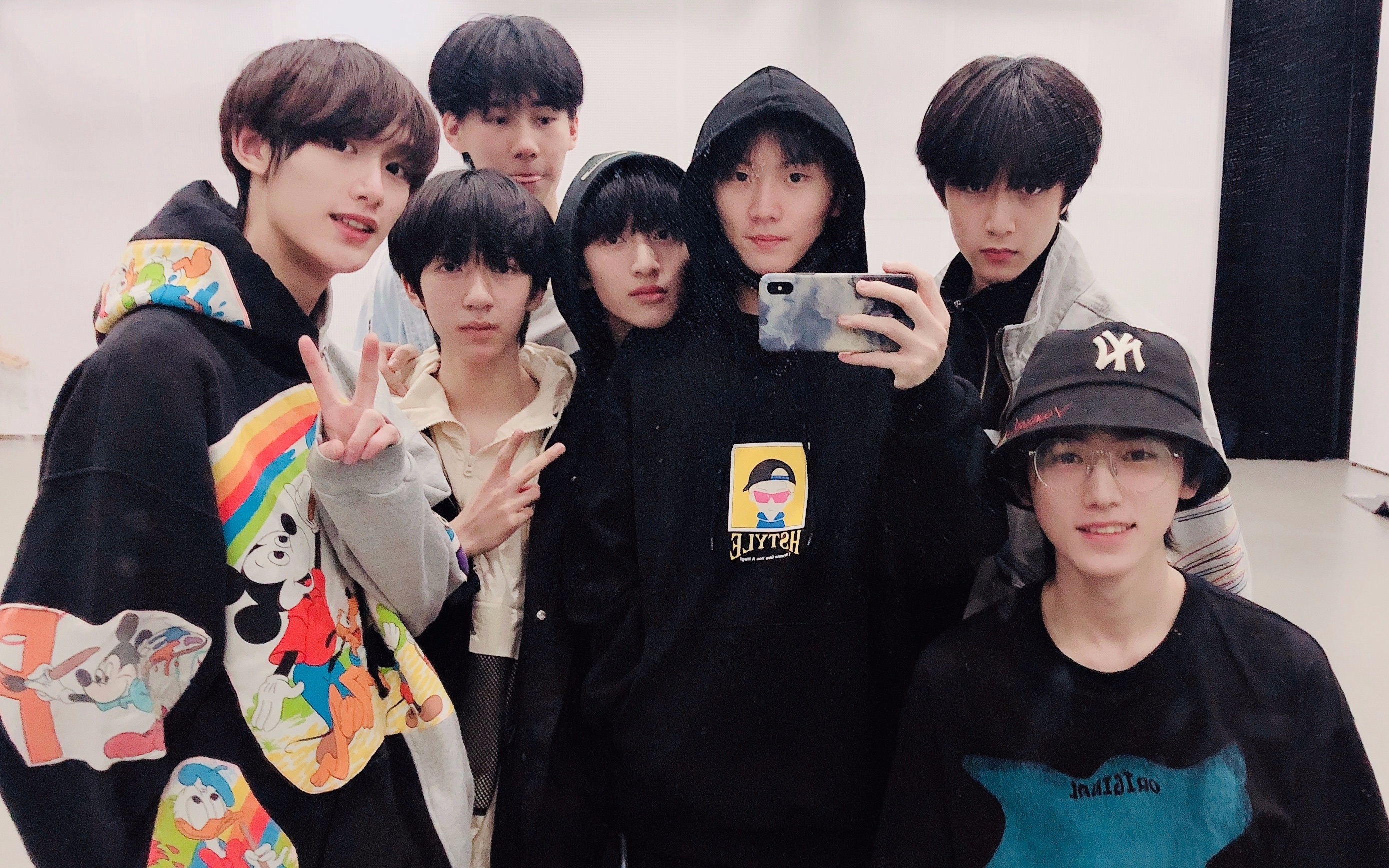 【时代少年团】试讲完干嘛呢?不如来一场认人大赛吧!