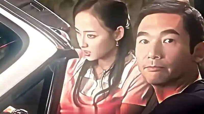 交警:要是有枪早毙了你俩