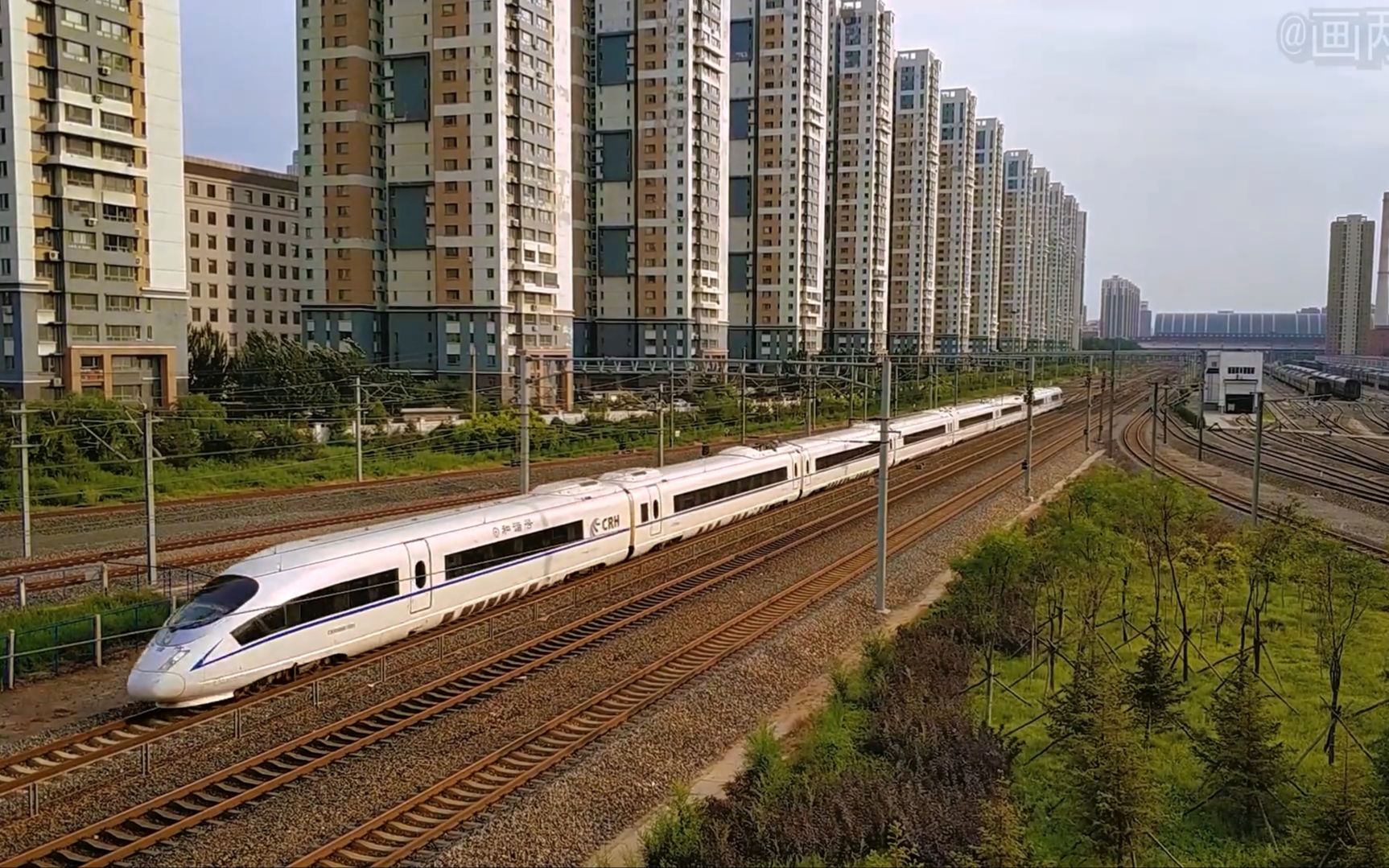 拍火车经典机位·黄昏时分美丽的老道口桥·动车组篇【小米6拍摄】