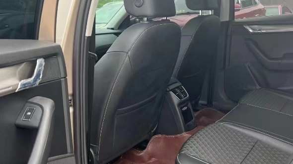 新到20年斯柯达明锐,7500公里实表,1.5自动豪华,定速巡航,大天窗,倒车...