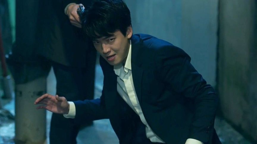 豆瓣9分,男主出场30分钟领盒饭,这部悬疑剧绝了!