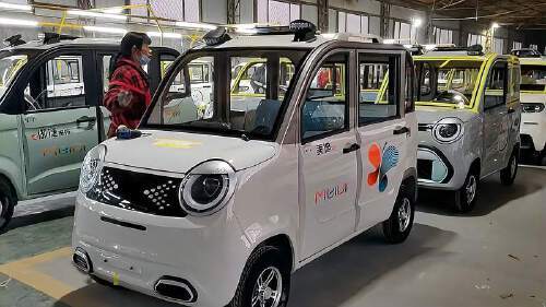 457公里超长续航!这辆家用电动车让全家出行无忧