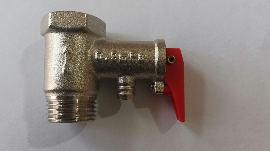 针对热水器泄压阀使用方法方面的介绍
