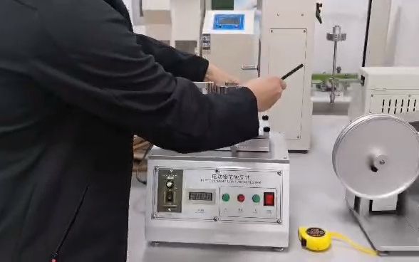 原来日常使用的铅笔也会有硬度标准的测试