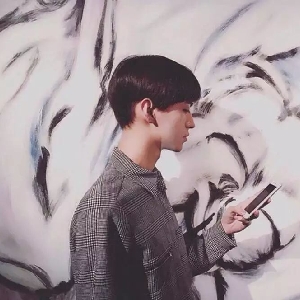 君氓笙 