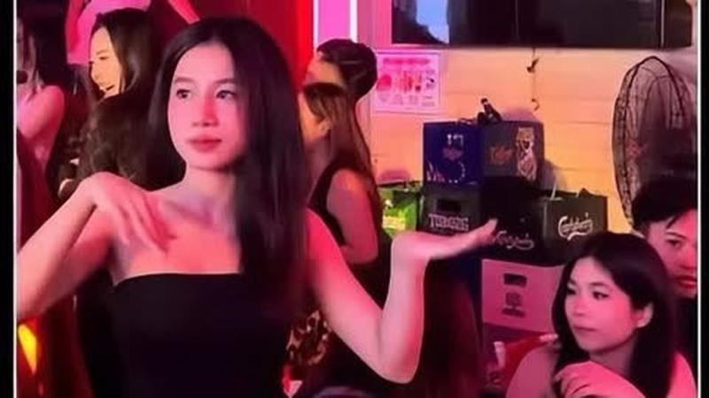 越南新娘结婚前要和什么人呆一晚上