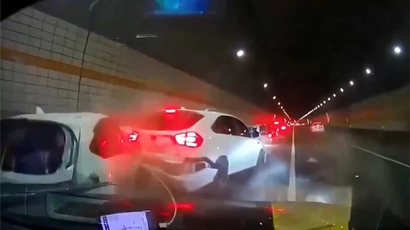 道路千万条,安全第一条,注意出行安全文明驾使 09 (408)