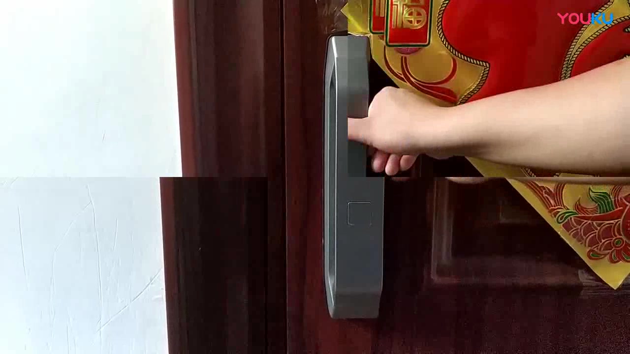 安全在上!一分钟带您了解德施曼智能指纹锁。