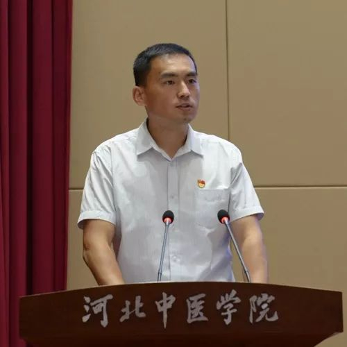 伯瑜老师 