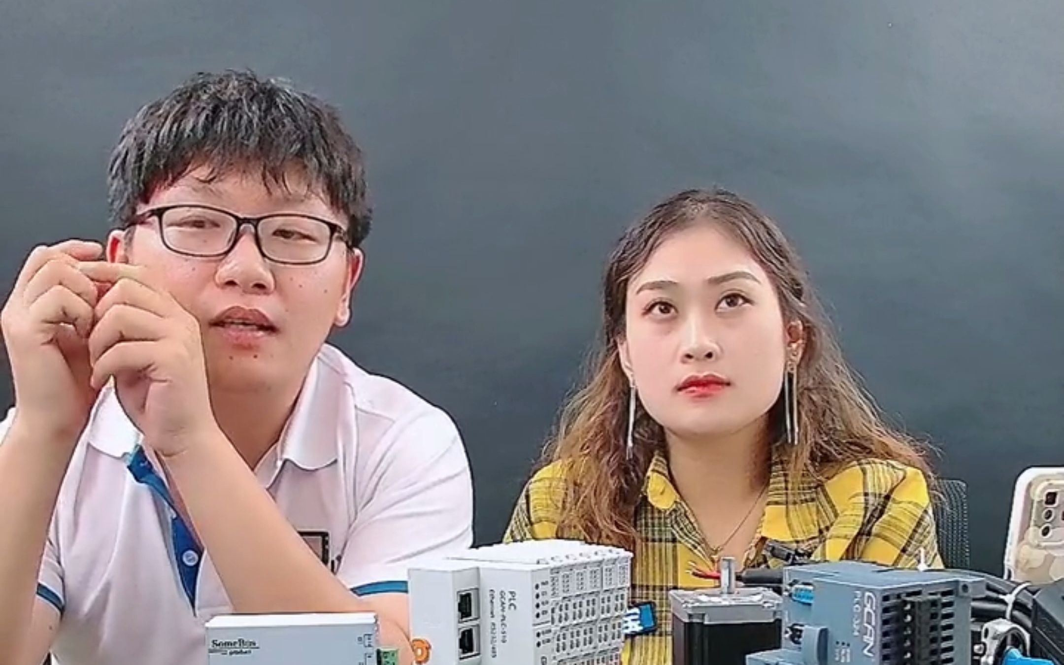 CAN是怎样进行数据传输的