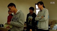 复旦大学2010级飞行器设计与工程·振动力学课课间【王舒悦拍摄】