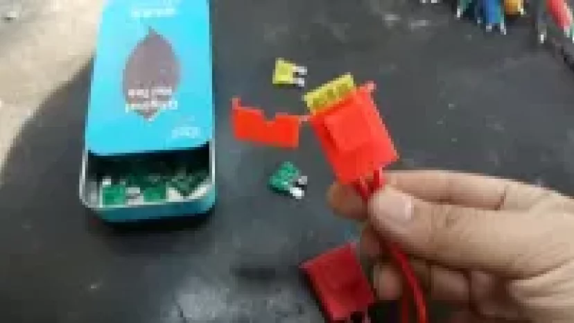 维修一个电动车说一下保险坏的原因