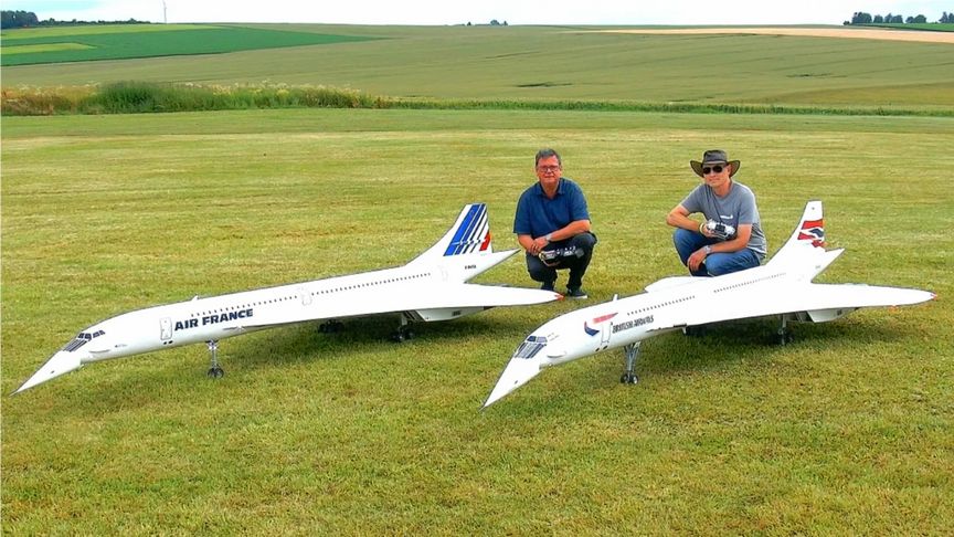 两架庞然大物!大比例航模飞行表演 协和式超音速客机 航模 遥控