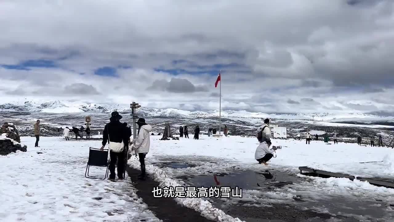 318川藏线游记,高海拔的雪打破了我的认知,小镇的酒店也好贵