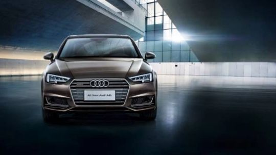 Audi A4L,内饰科技感,混合喷射技术,胎压监测,定速巡航