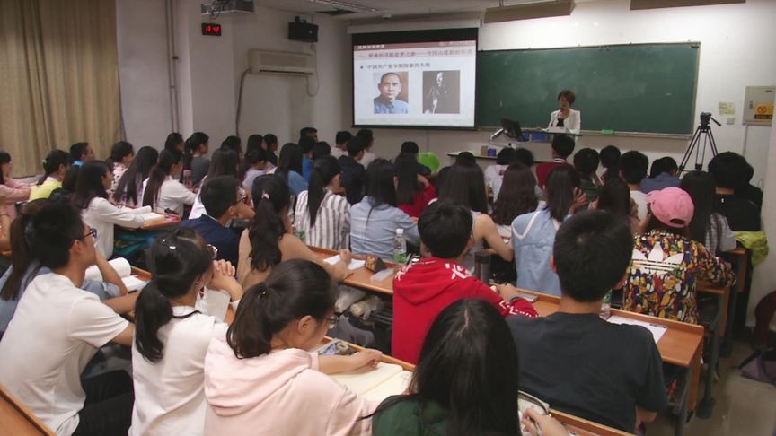 实践活动让思政课“入脑入心”——跟着思政专家进课堂