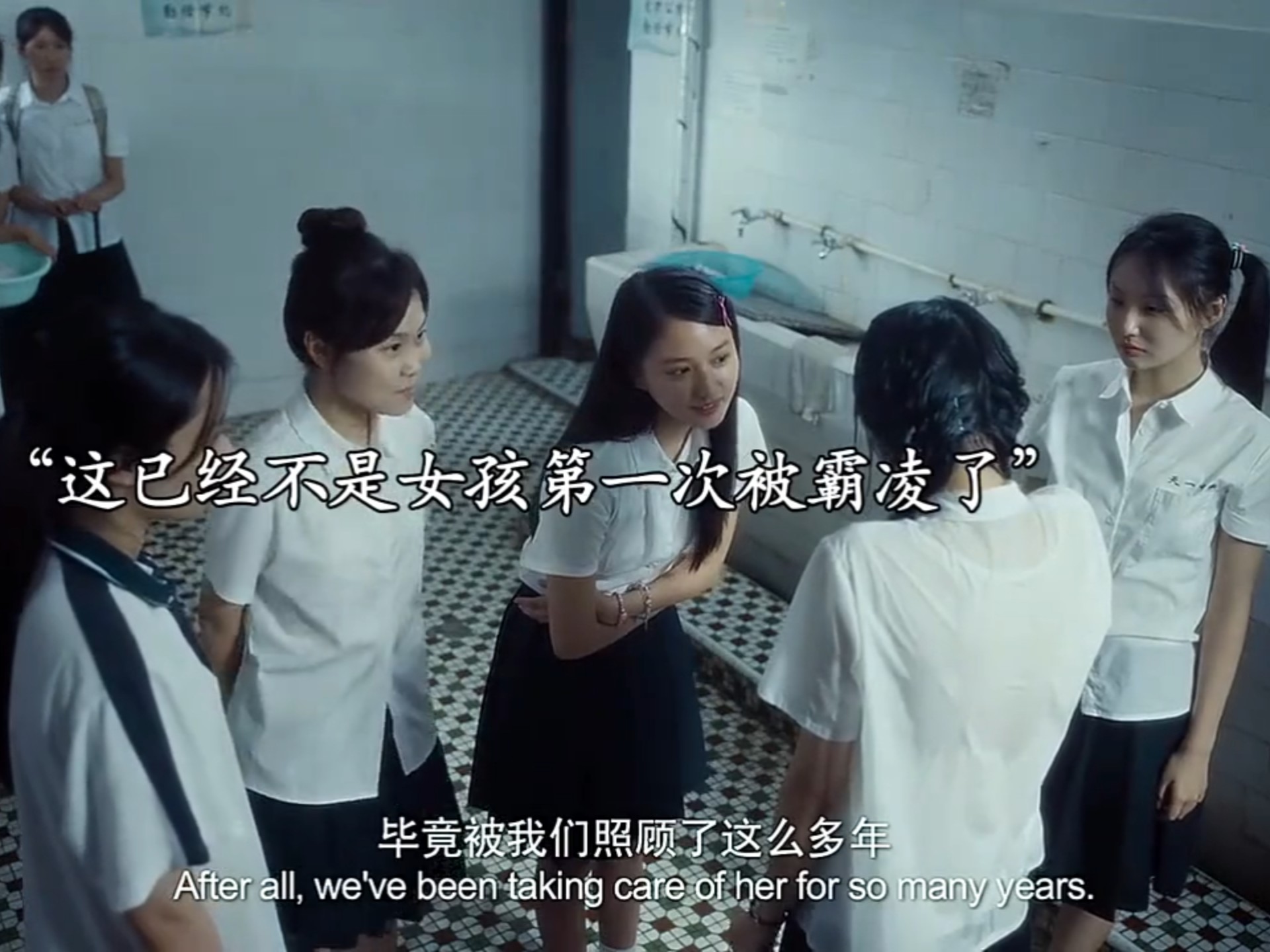 新生转校整治校园欺凌,手撕校霸教她重新做人