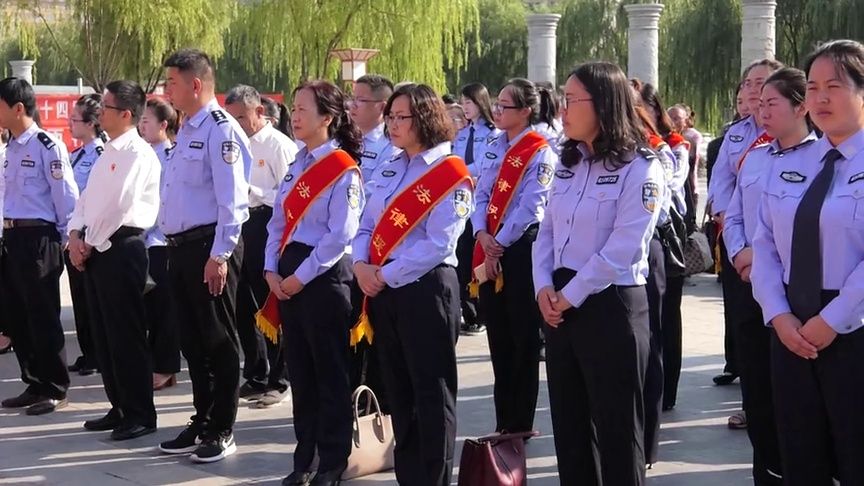 县司局举行法律援助助推脱贫攻坚宣传服务月活动法