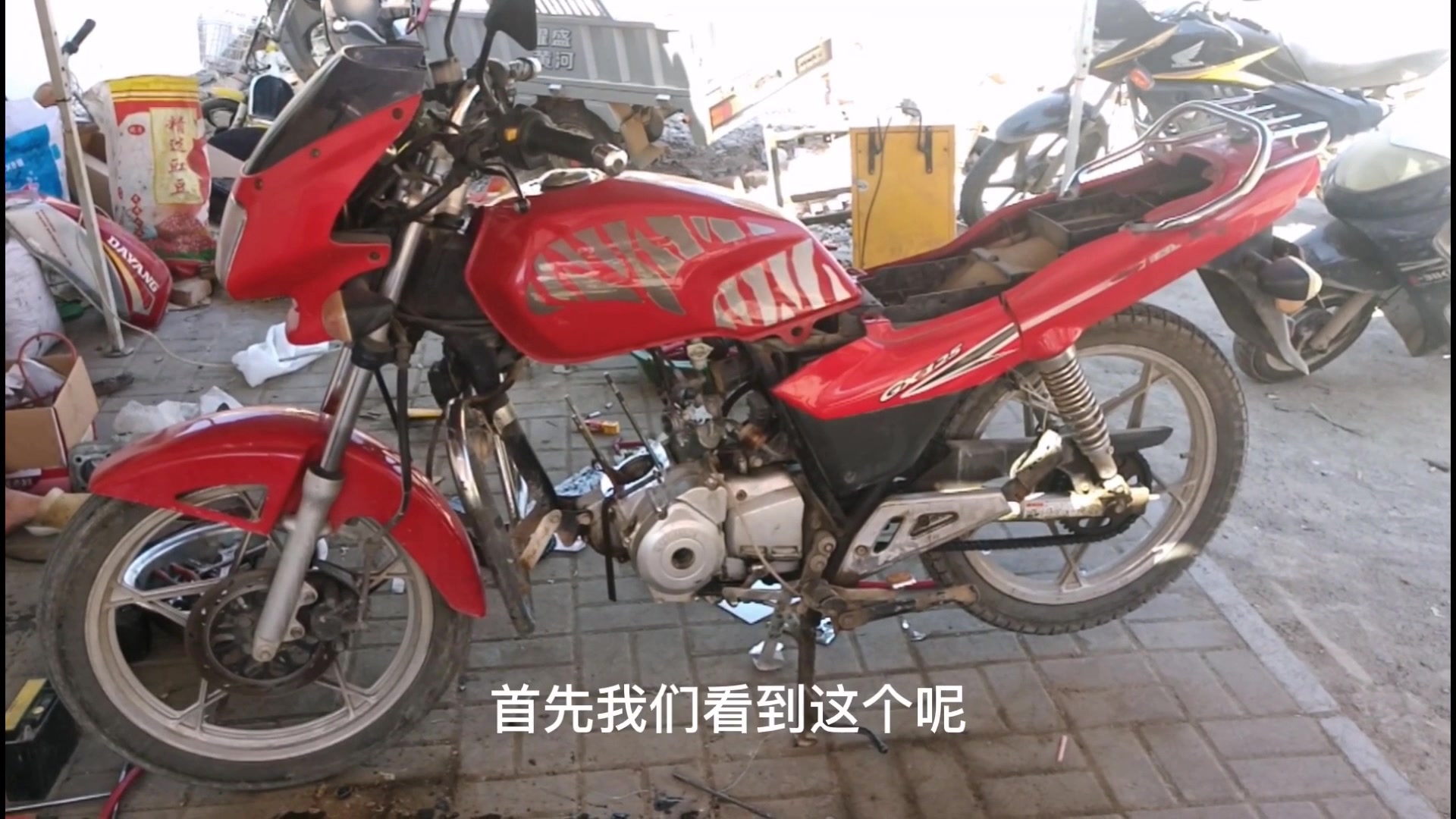 这才是铃木125安装活塞最正确的方法?师傅手把手教你该如何安装