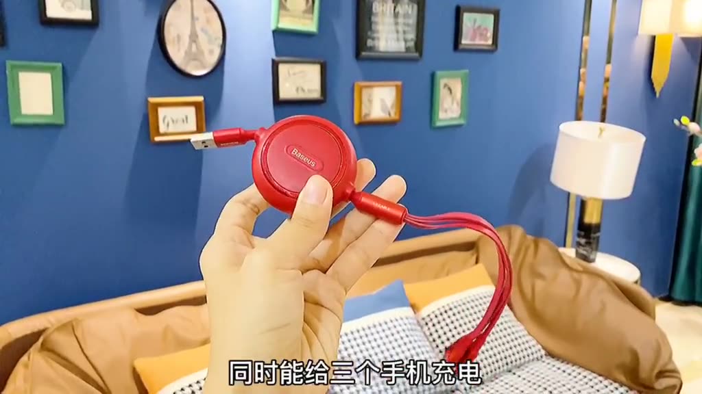 一根抵三根的数据线,伸缩设计太方便了,解决了线太多缠在一起的烦恼#...