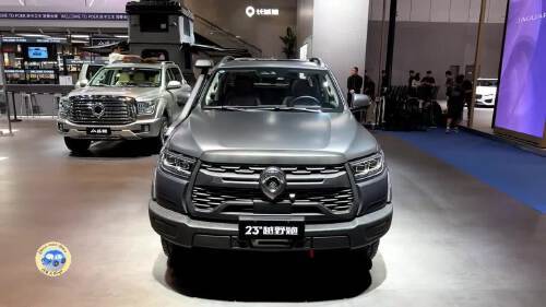 硬汉越野炮实拍!2023款长城皮卡内饰首曝,豪华配置超乎想象