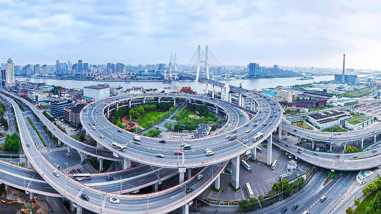 中国火遍外国杂志的一座桥梁,90年代建造,老外直言无法想像