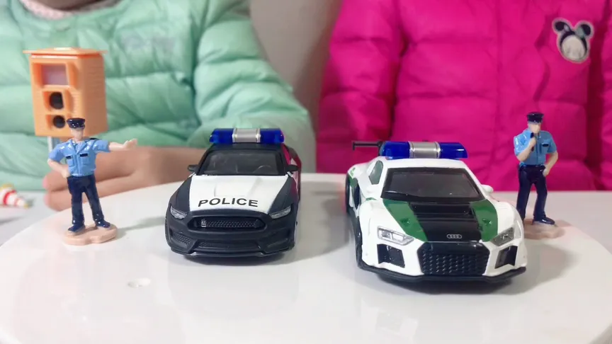 玩具合金警车警察套装,110警车红绿灯路牌儿童玩具汽车