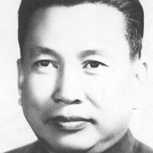 安州牧疑似有点近视了 