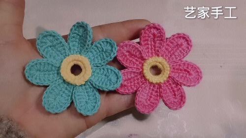 钩针编织可爱的小花朵可做装饰美美哒