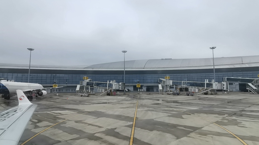 一二三航空MU9070航班,湛江✈️揭阳,商飞ARJ21-700飞机起飞全程