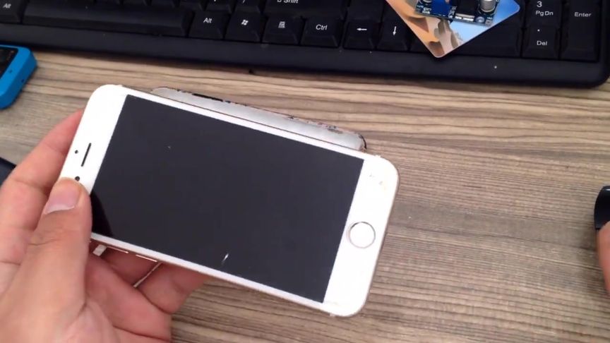 手机店维修手机之iPhone6刷机