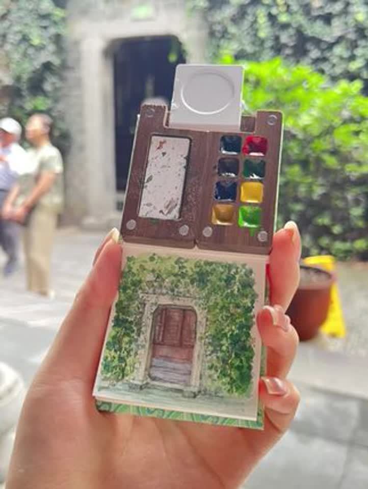 偷点时间,用水彩画笔记录历史 因为生活值得,所以频繁记录