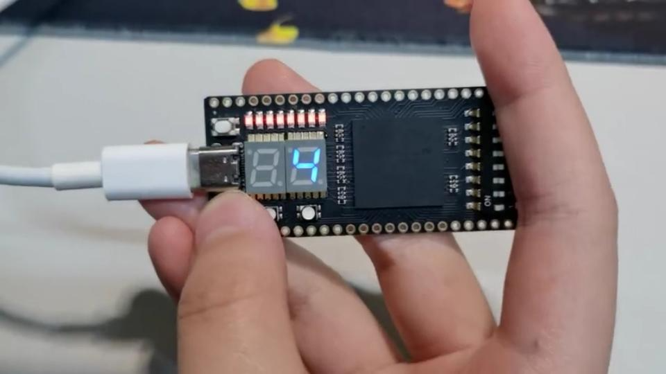 数电第八周作业2——有清零功能的按键计数