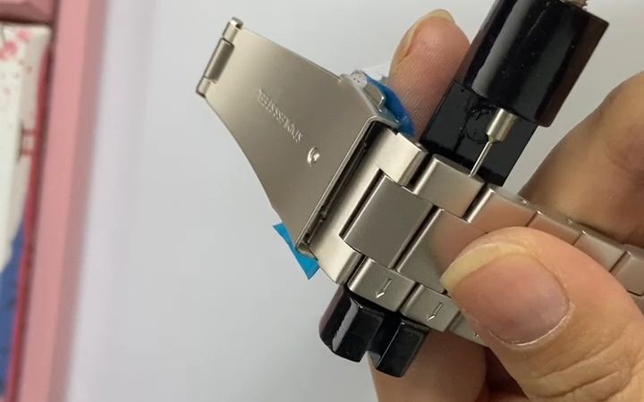 三株表带拆卸教程