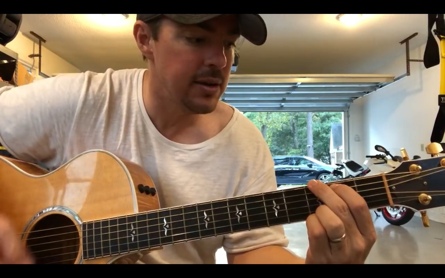 【Matt老师/吉他】10个初入吉他应该先学的和弦