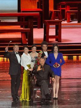 武林外传剧组时隔20年再聚首,几大主角一出来,粉丝们就直接泪目了#...