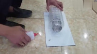 用一个矿泉水瓶制作简易捕鼠器,史上最简单捕鼠器!