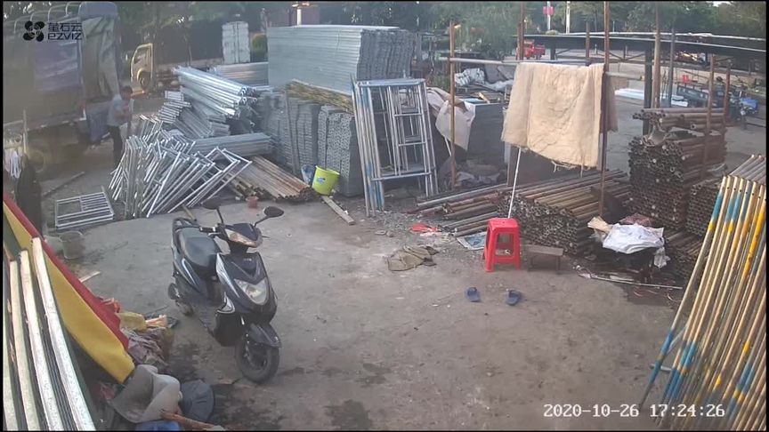 2米高,厚2.0,移动脚手架已到货,欢迎新老客户来电骚扰