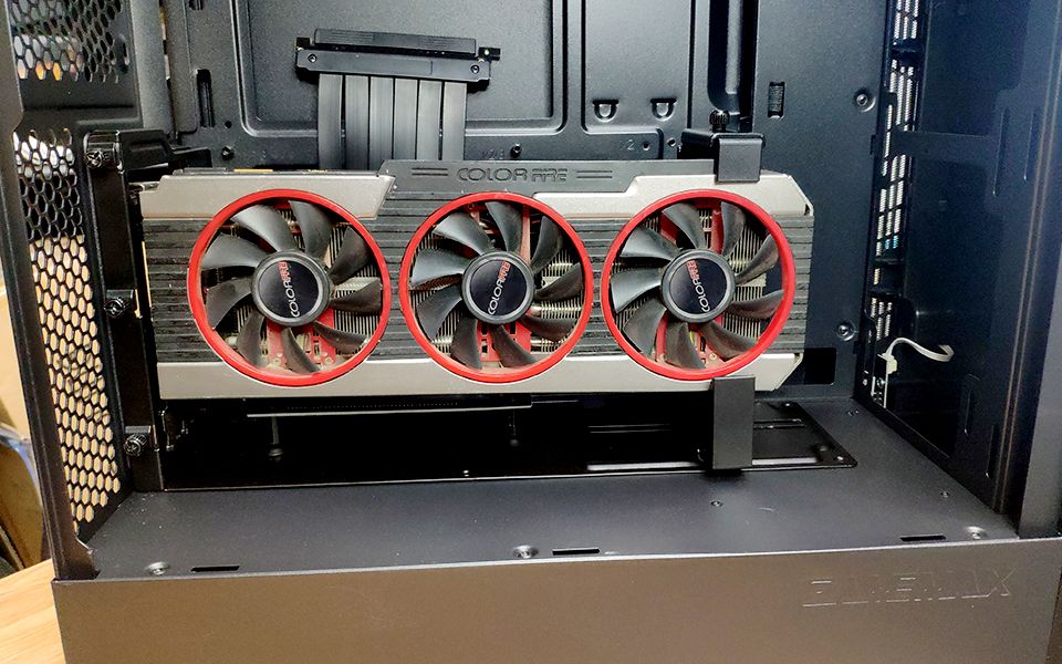 GAMEMAX显卡改造竖装支架安装教程