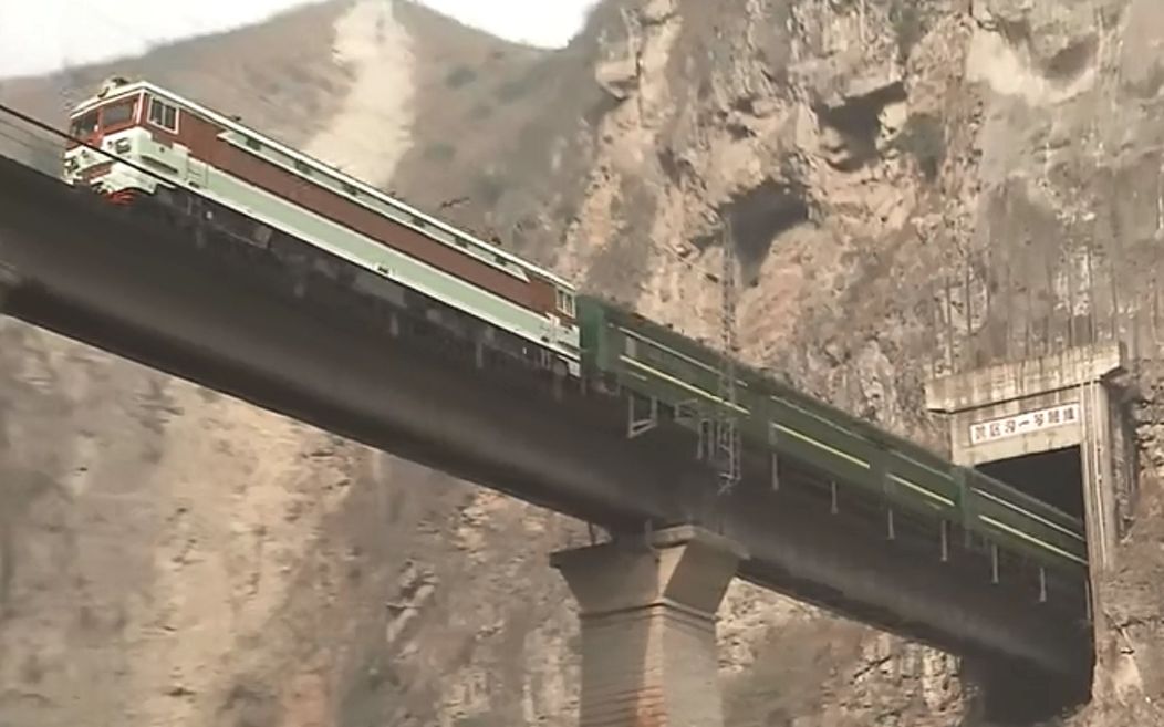 [高清]20年前日本人拍的成昆铁路纪录片-修复版