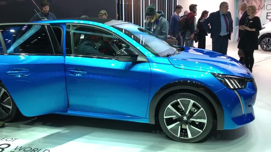 来自法国标志,推出了新型的208款汽车和电动车e-208GT。