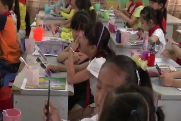 『获奖』人美版小学美术二年级上册__第13课 刷牙(游老师)_优质课...