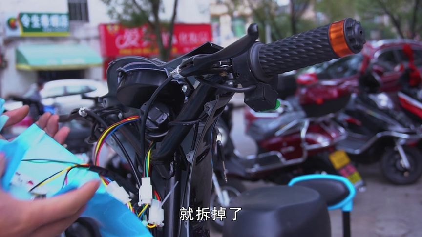 简易款电动车开关安装这么简单教你怎么更换学会了自己就可以换了