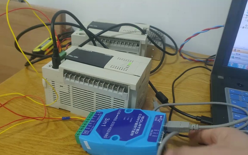 通过三菱FX plc485BD板与485转USB转换器接线,实现三菱FXPLC与...
