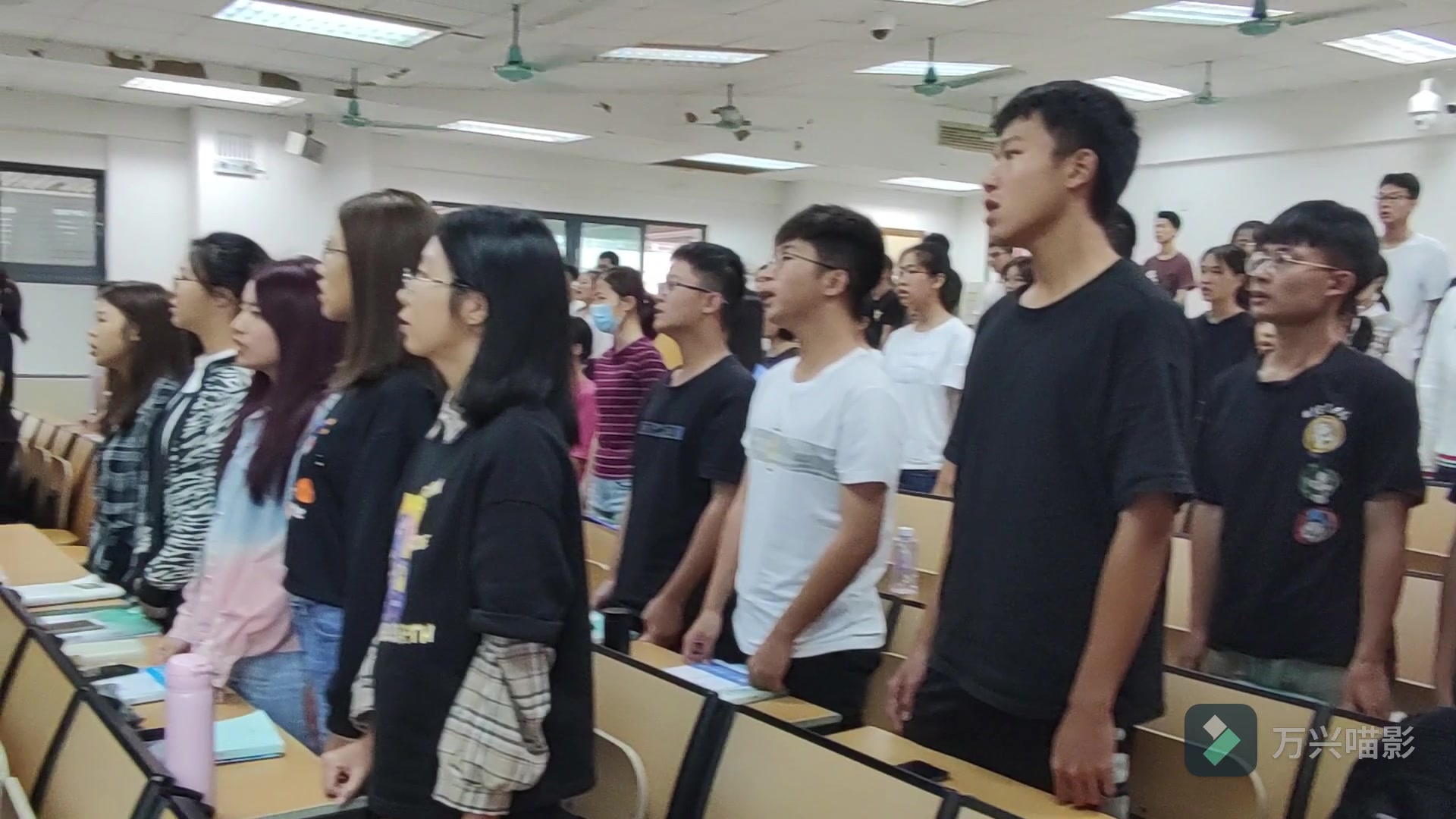 团日活动:让青春为祖国绽放