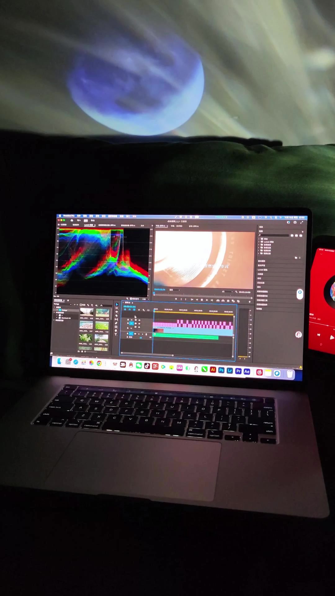 #苹果电脑 带触控条的,喜欢的在评论区说一下哈!#苹果笔记本 #苹果...