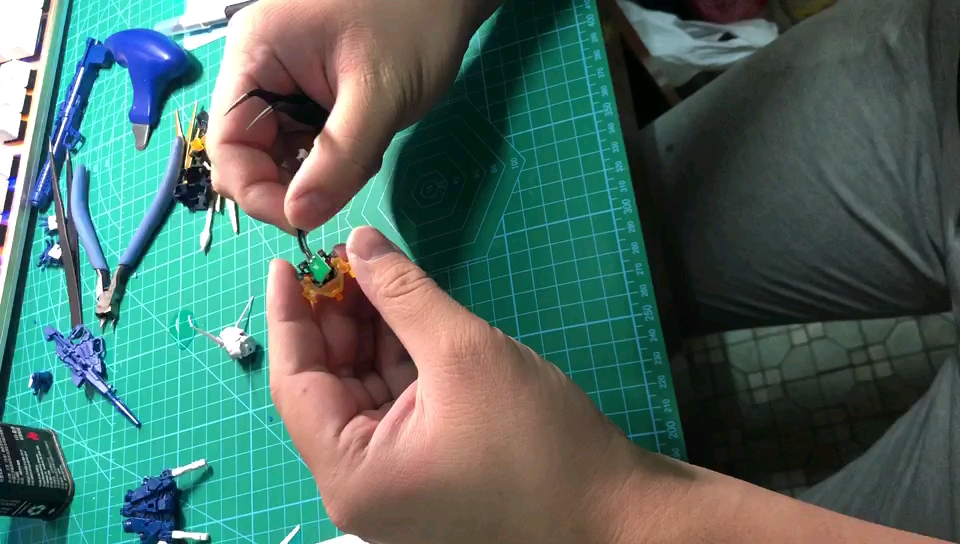 pg独角兽灯组头部安装教程 kosmos