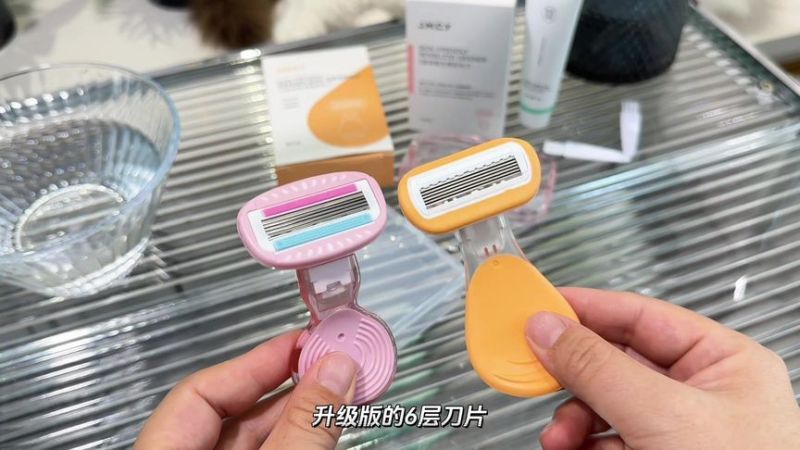 这个小刮毛刀真的好用,不仅刮的干净,还是无感的也不疼