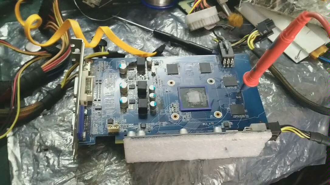 网友寄修非常最贵的一张显卡千叮万嘱千万不要干它的gpu