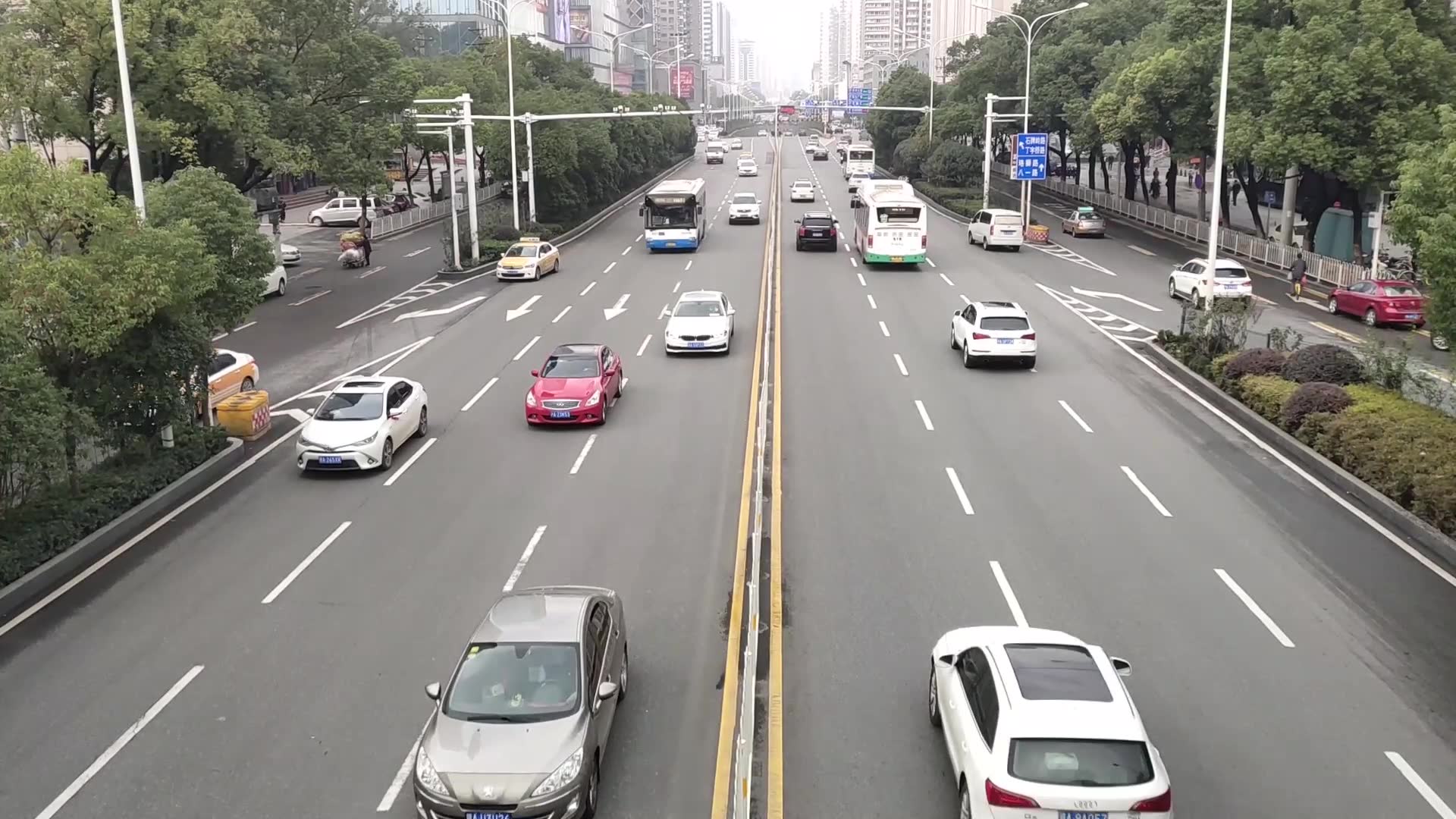 【思修微视频】社会公德